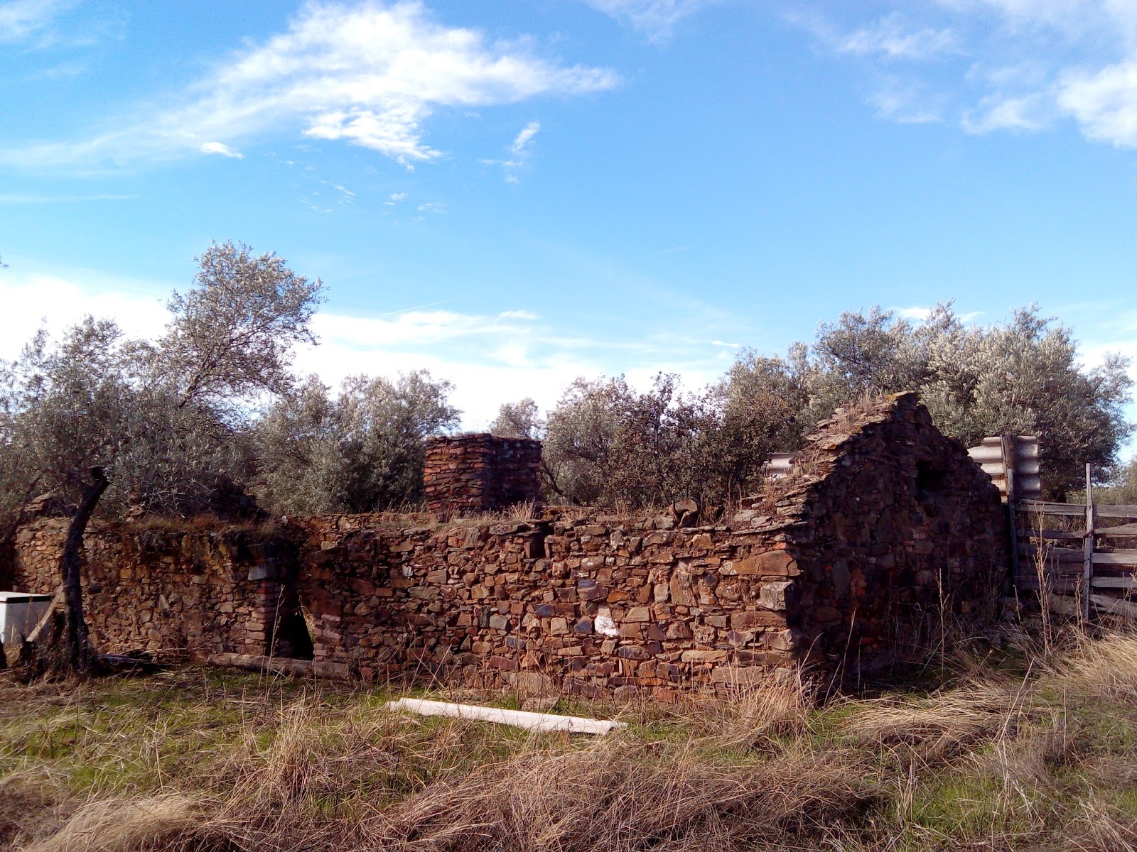 Chozas de Córdoba.: Chozas de mineros en la Sierra Morena cordobesa.