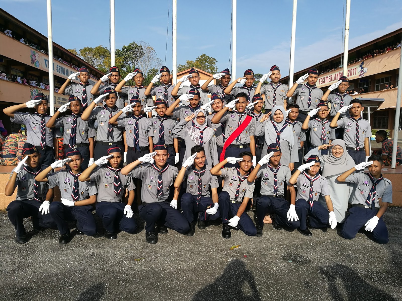 SMK AGAMA MELOR: Pertandingan Kawad Kaki Pasukan Unit Beruniform