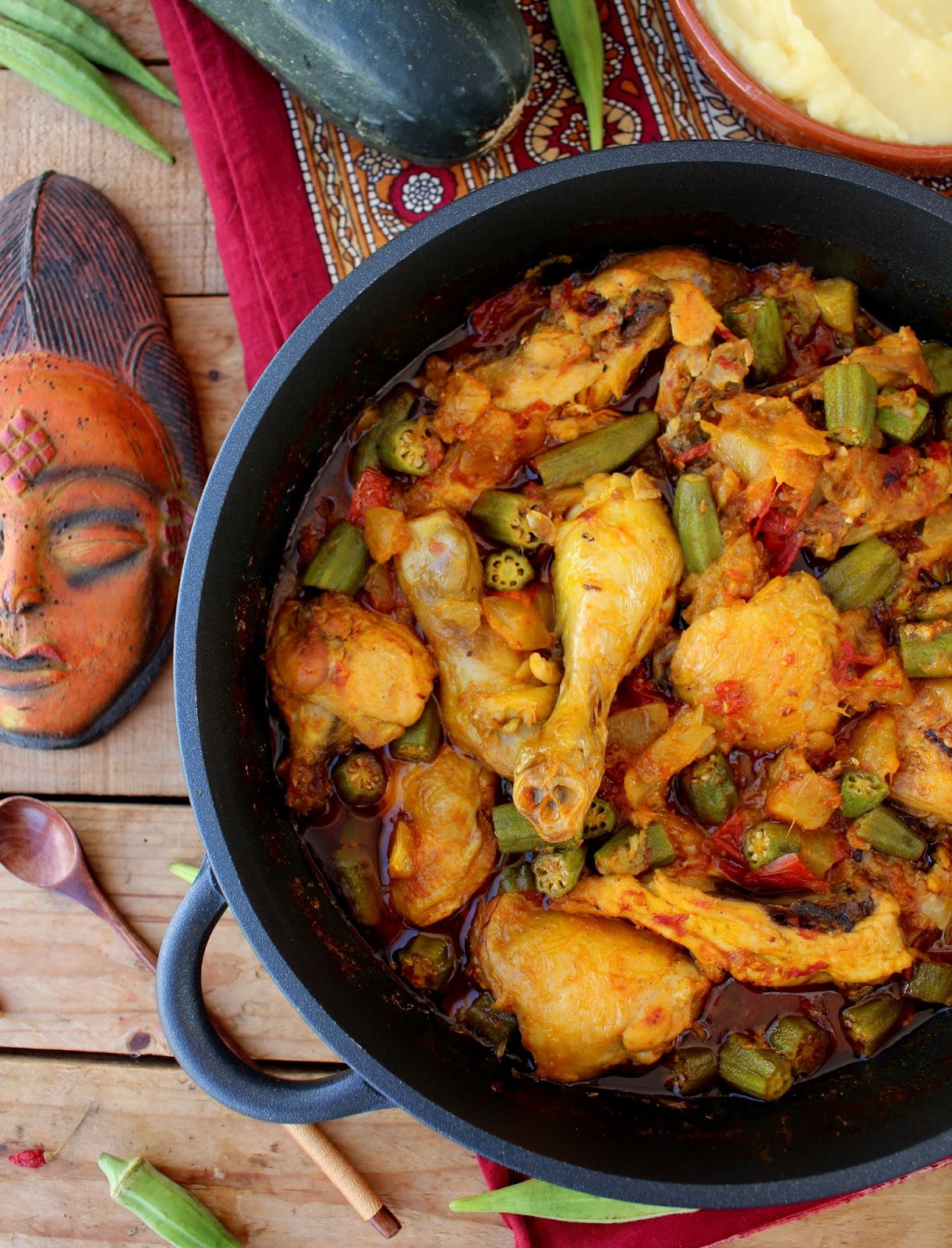 Nárwen's Cuisine - Sabores do Mundo : Moamba de Galinha (com pirão)