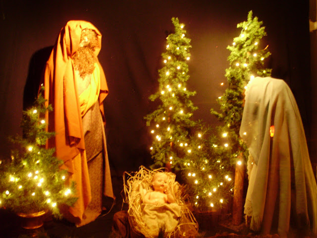 The Carpetbagger: Strange and Unusual Nativities