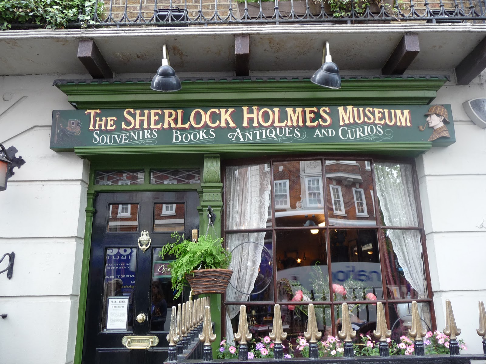Lauren in Britain: Brighton and Sherlock Holmes Museum