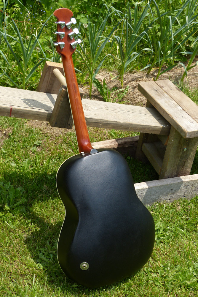 1980s Ovation Celebrity CC67 Acoustic/Electric Guitar