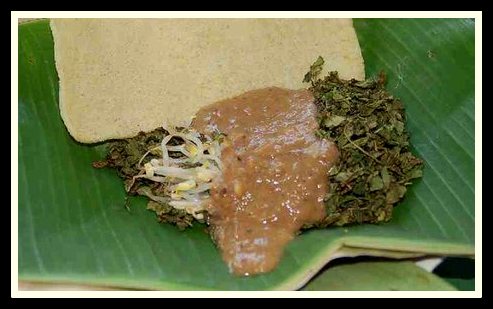 Pecel Semanggi Makanan Tradisional Dari Surabaya, Jawa Timur