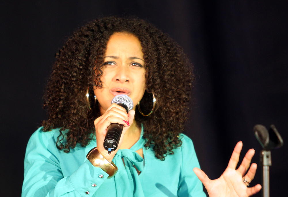 Alles over Sharon Kips!: LIVE