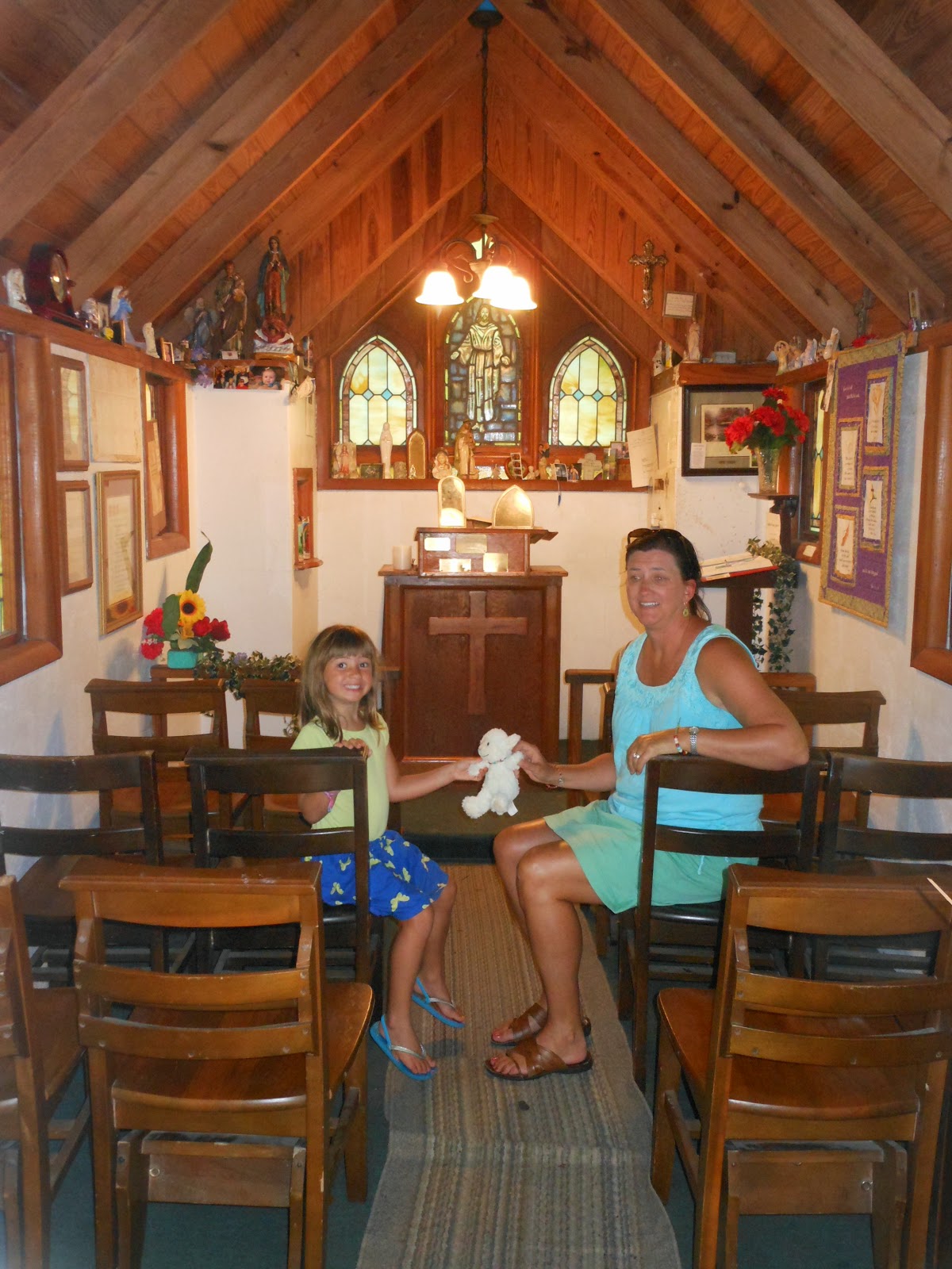 Julie and Randy: World's Smallest Church