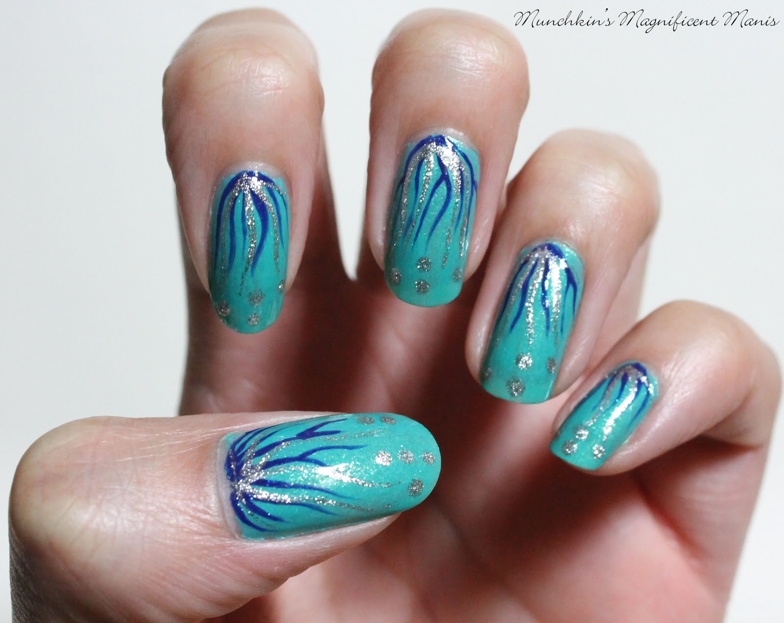 Munchkin’s Magnificent Manis: Underwater Seascape- Waterfall Nail Design
