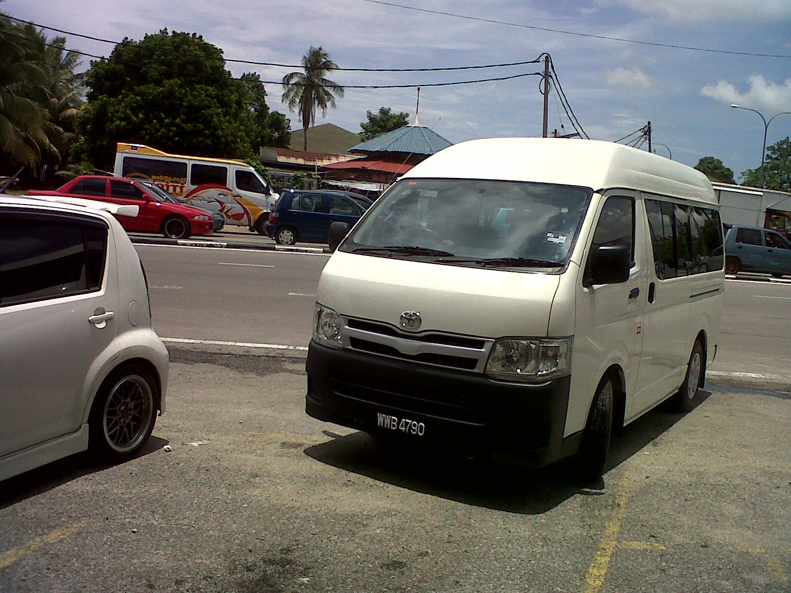 kereta sewa car rental van sewa mpv sewa shuttle travel tour chauffeur ...