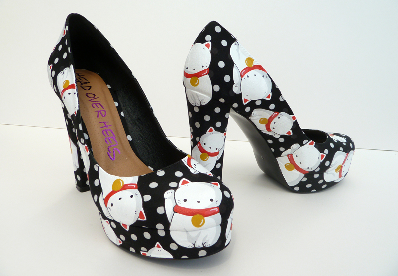 Pony Chops: Maneki Neko & Polka Dot Heels!