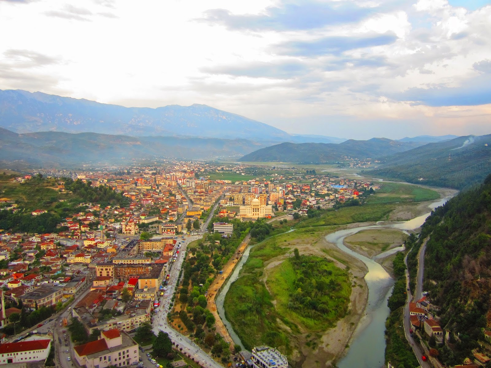 Gone with the backpack: ALBANIA. THE INLAND.THE NORTH, LAKE OHRID AND BERAT