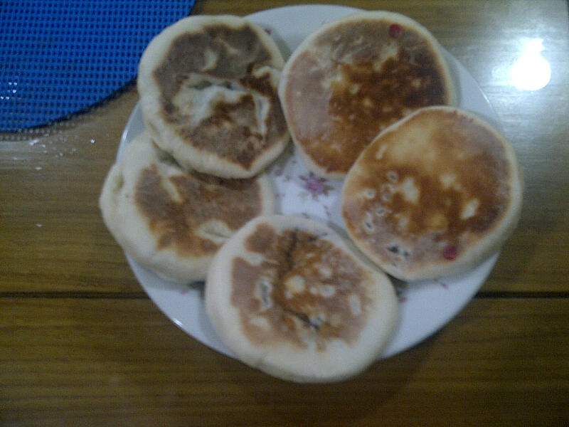 Nutcow the traveller: Famous Pan Fried Pao at Sungai Buloh, Selangor