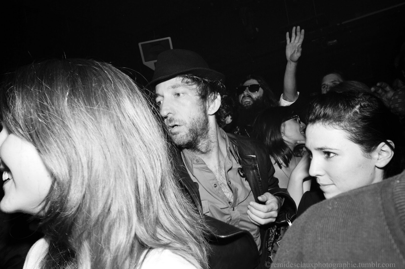 Nicolas Ullmann Mille Visages: KARAROCKÉ