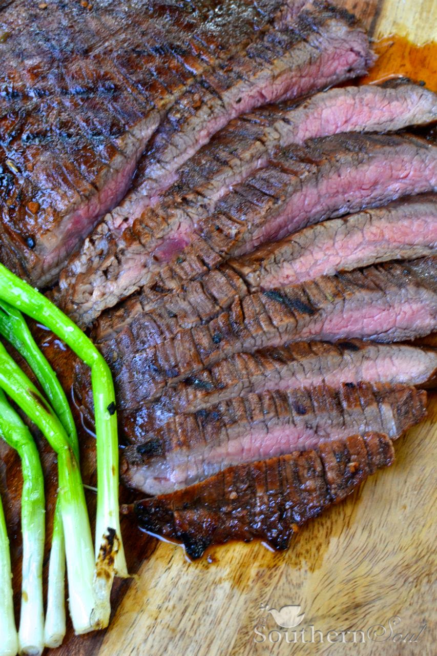 Perfectly Grilled Flank Steak Guide - A Southern Soul
