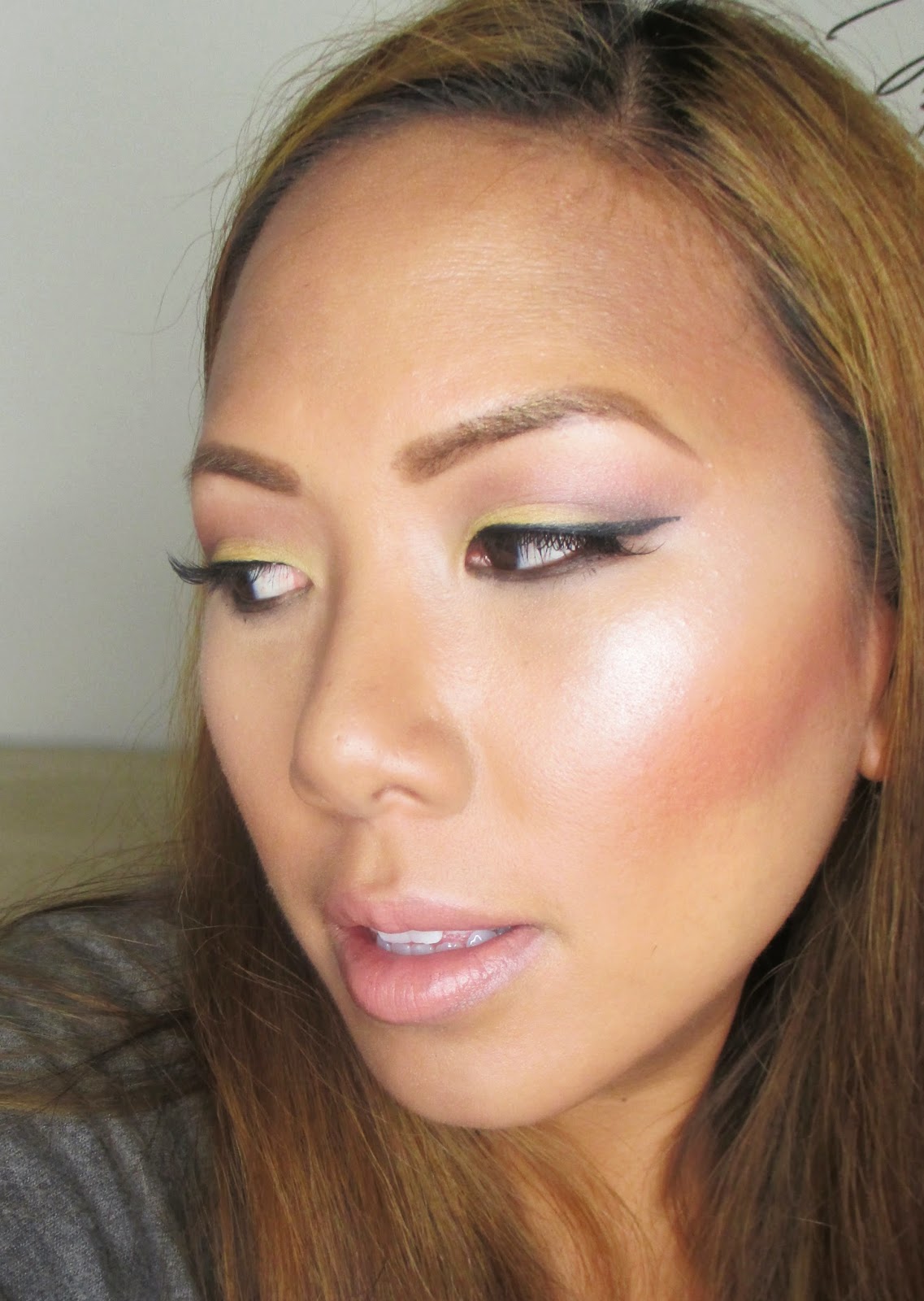 Holiday Giveaway #3: My Favorite Illluminators from CoverFX | Makeup By ...