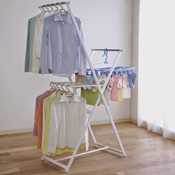 Yusuke Japan Blog: Japanese people do a hang drying for laundry