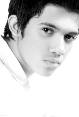 Biografi Lengkap dan Foto Irwansyah