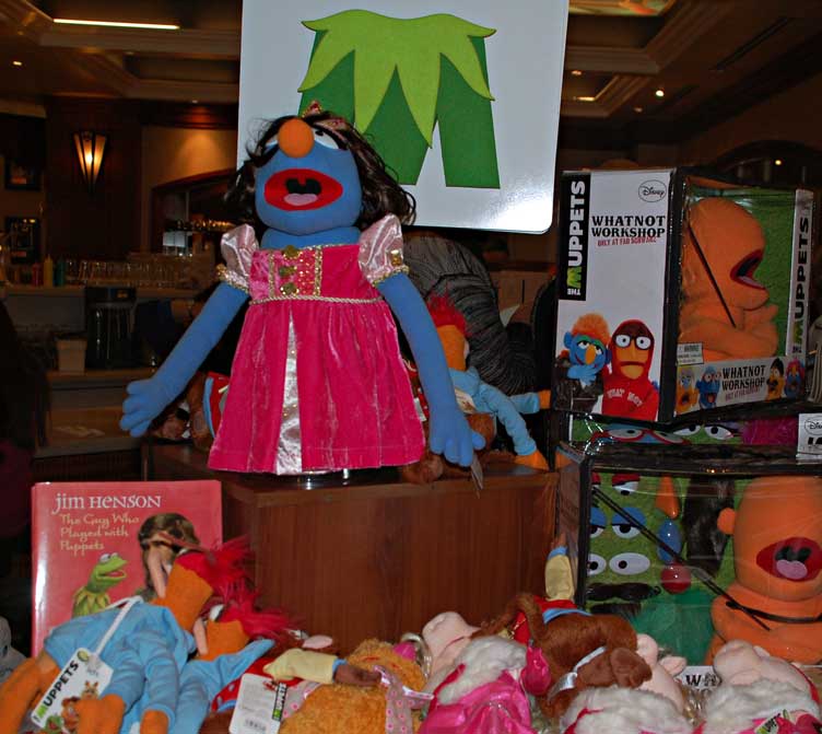 Finishing the Hat: Adventure Wednesday with The Muppets!