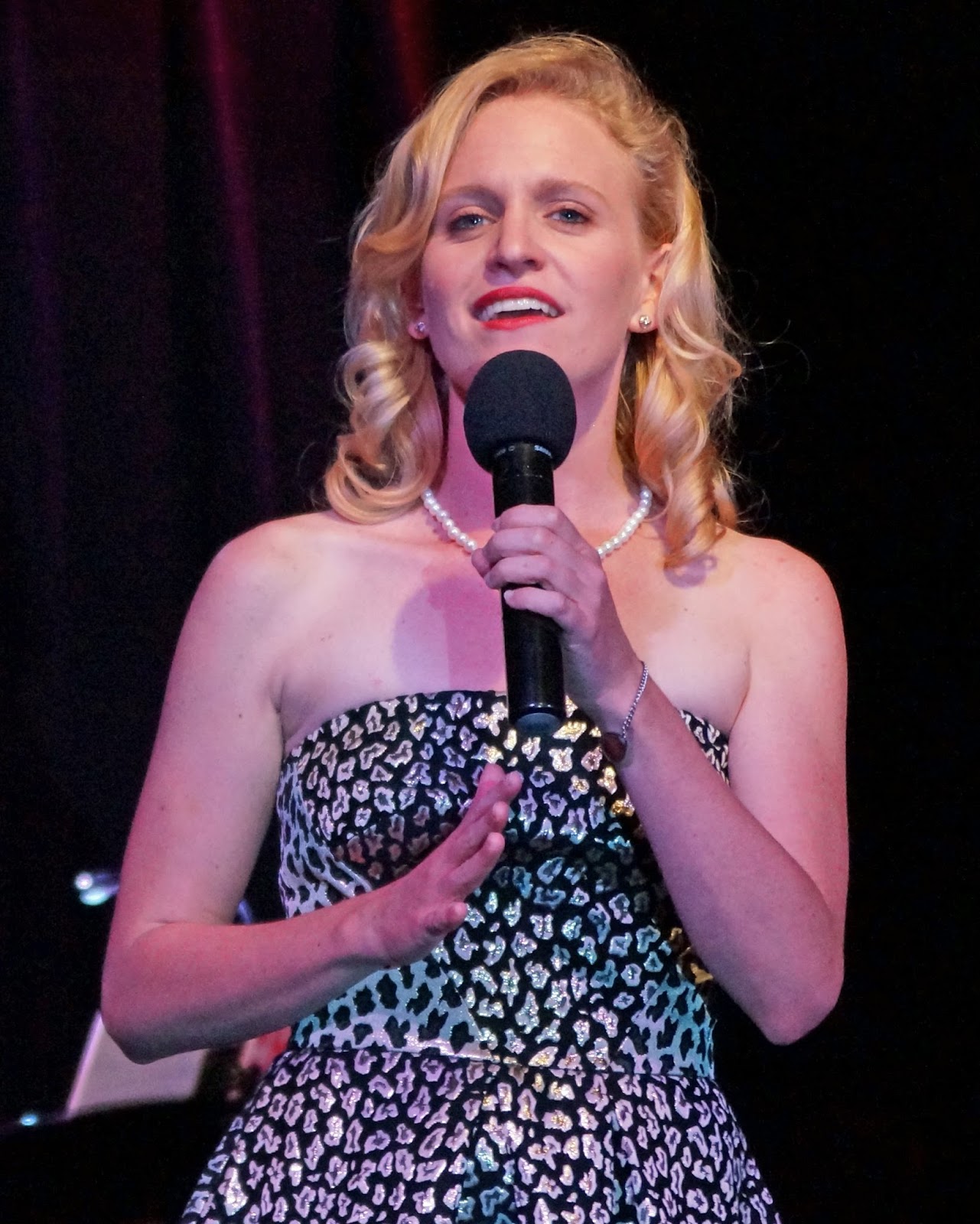Review: MAGGIE RANDOLPH Makes LA Cabaret Debut with HOME AGAIN