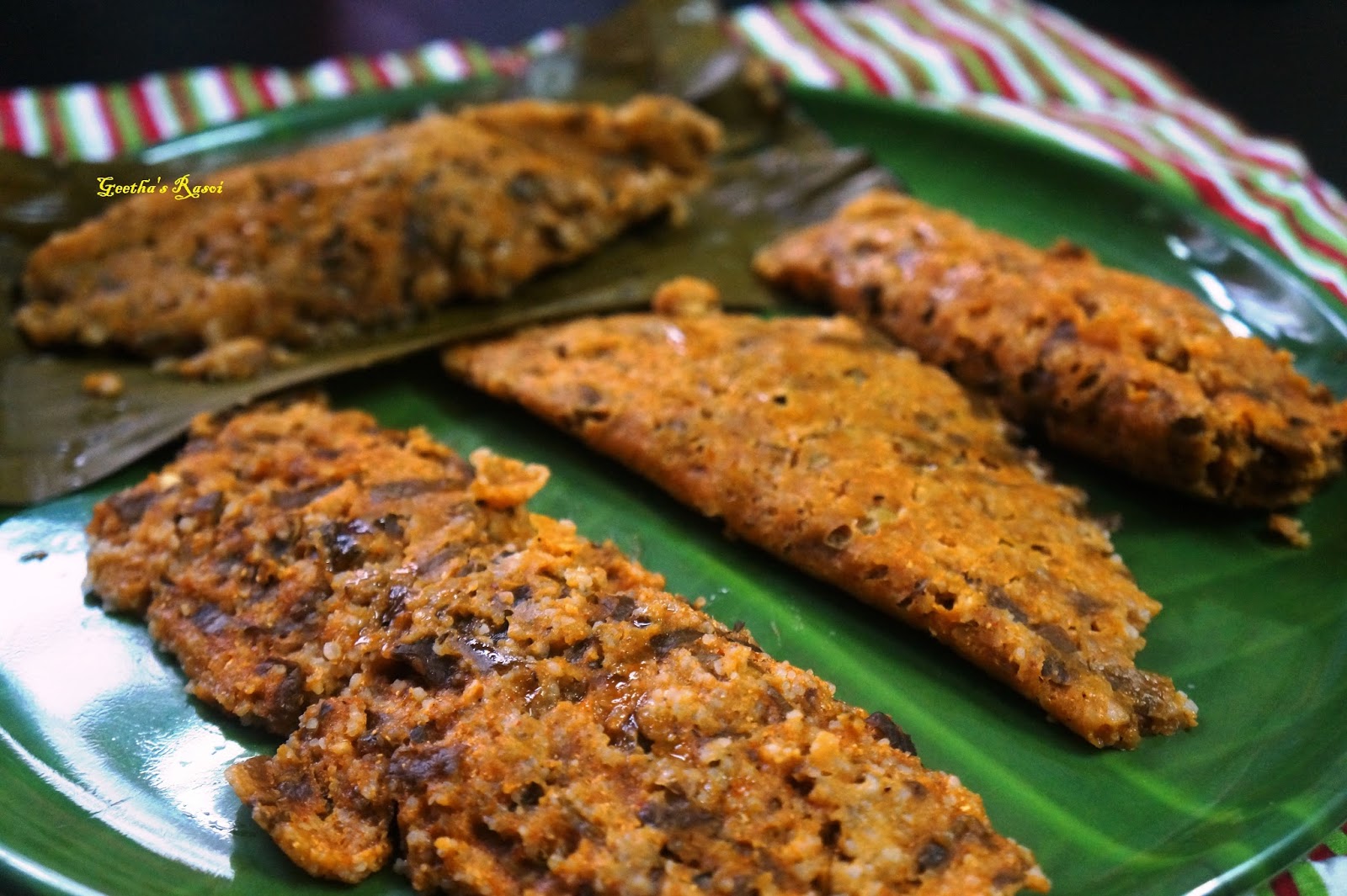 Geetha's Rasoi...: Pathrode panna muddo (spicy colocasia Ada)