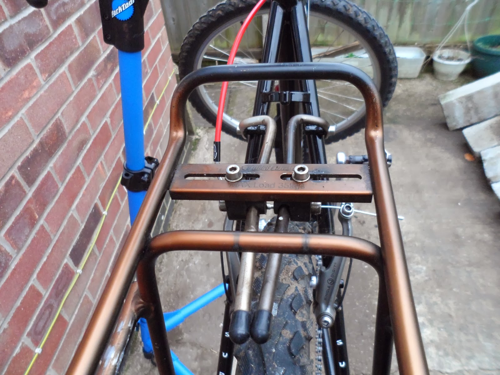 Surly Munk's Surly Long Haul Trucker Bike Build: Fitted rear pannier ...