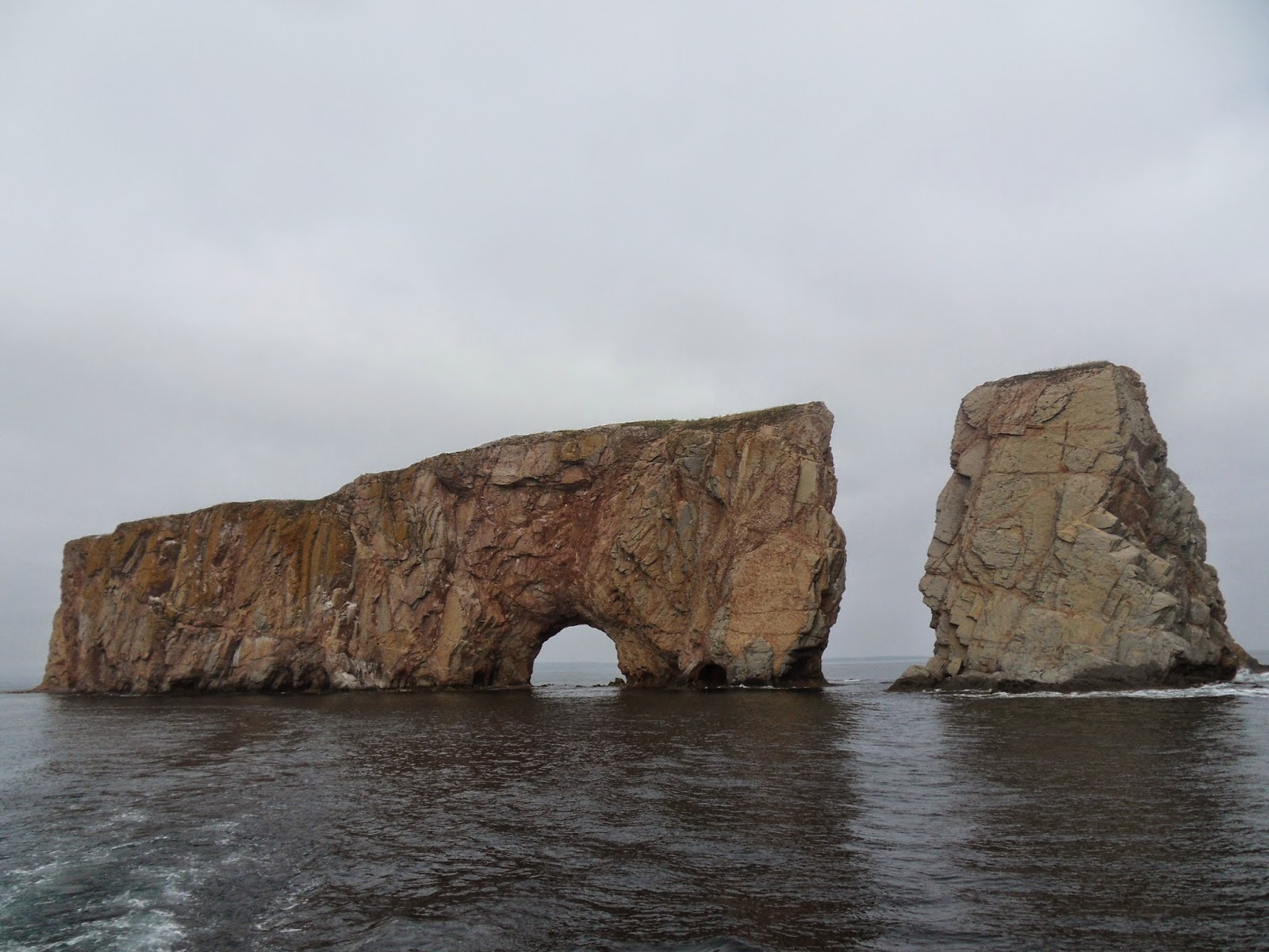 La Gazette des Ours en Voyages: Percé et son rocher... percé