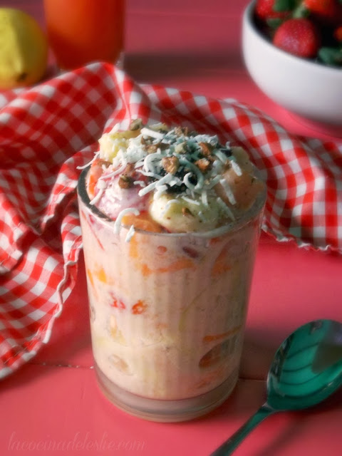 Happy Lil' Surprise: Bionicos (Mexican Fruit Salad) - La Cocina de Leslie