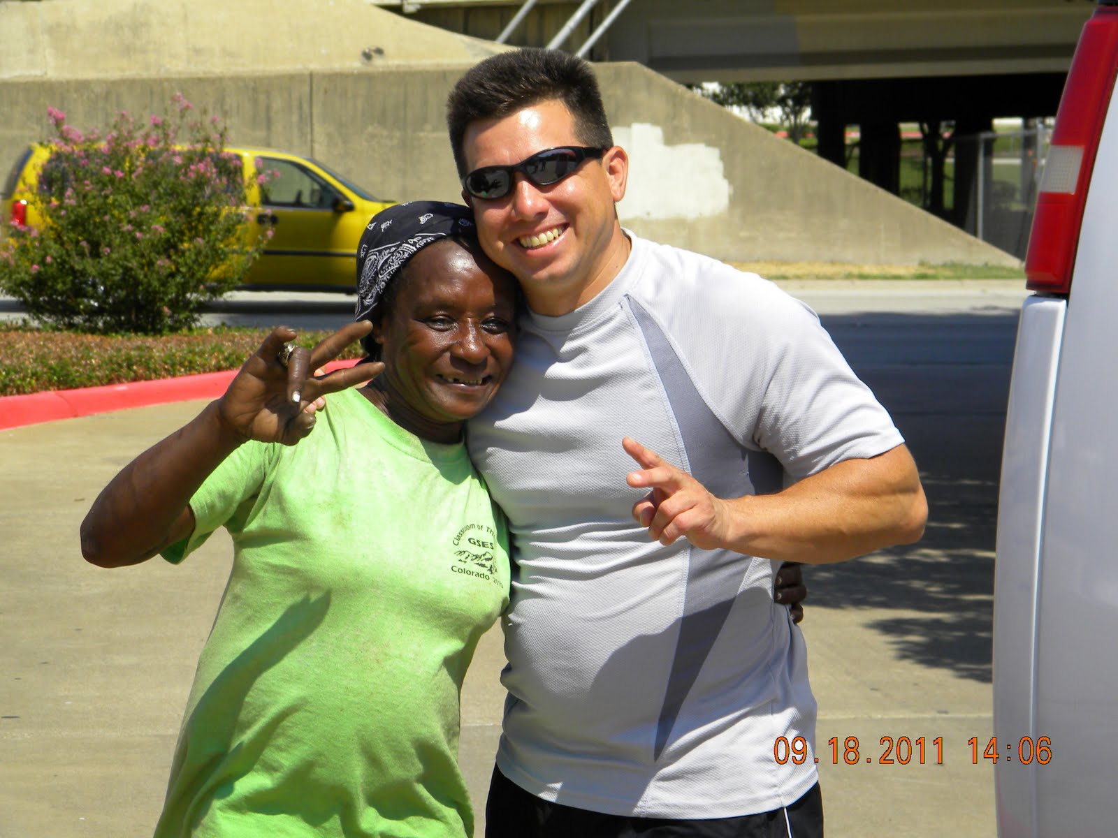 USHELLIT PEA SHELLERS AND PECAN NUT CRACKERS