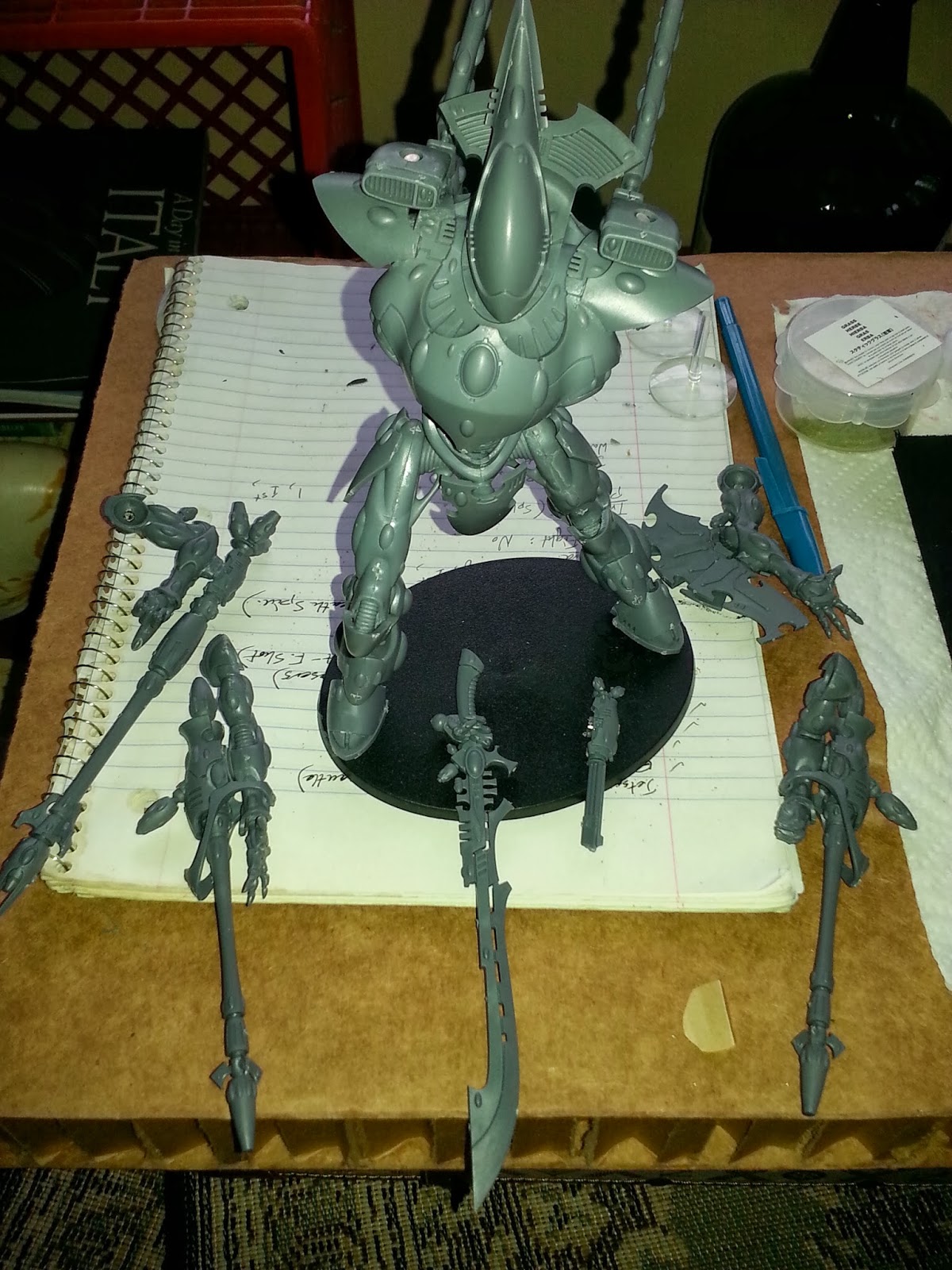 Eldar Tactics; the mighty Wraithknight!