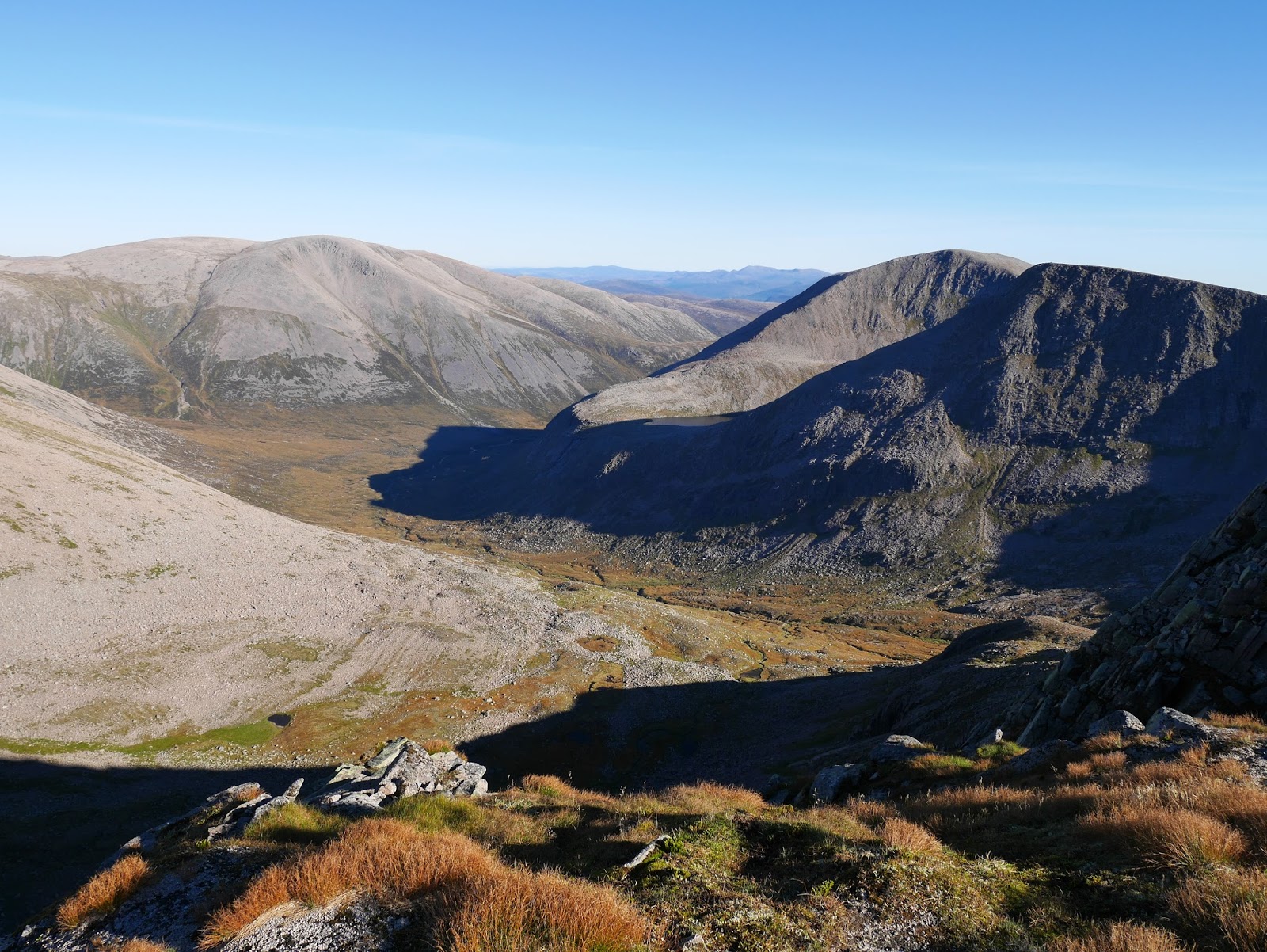 TARMACHAN MOUNTAINEERING: ANGELS RIDGE, THE HOTEST SPOT IN THE UK!