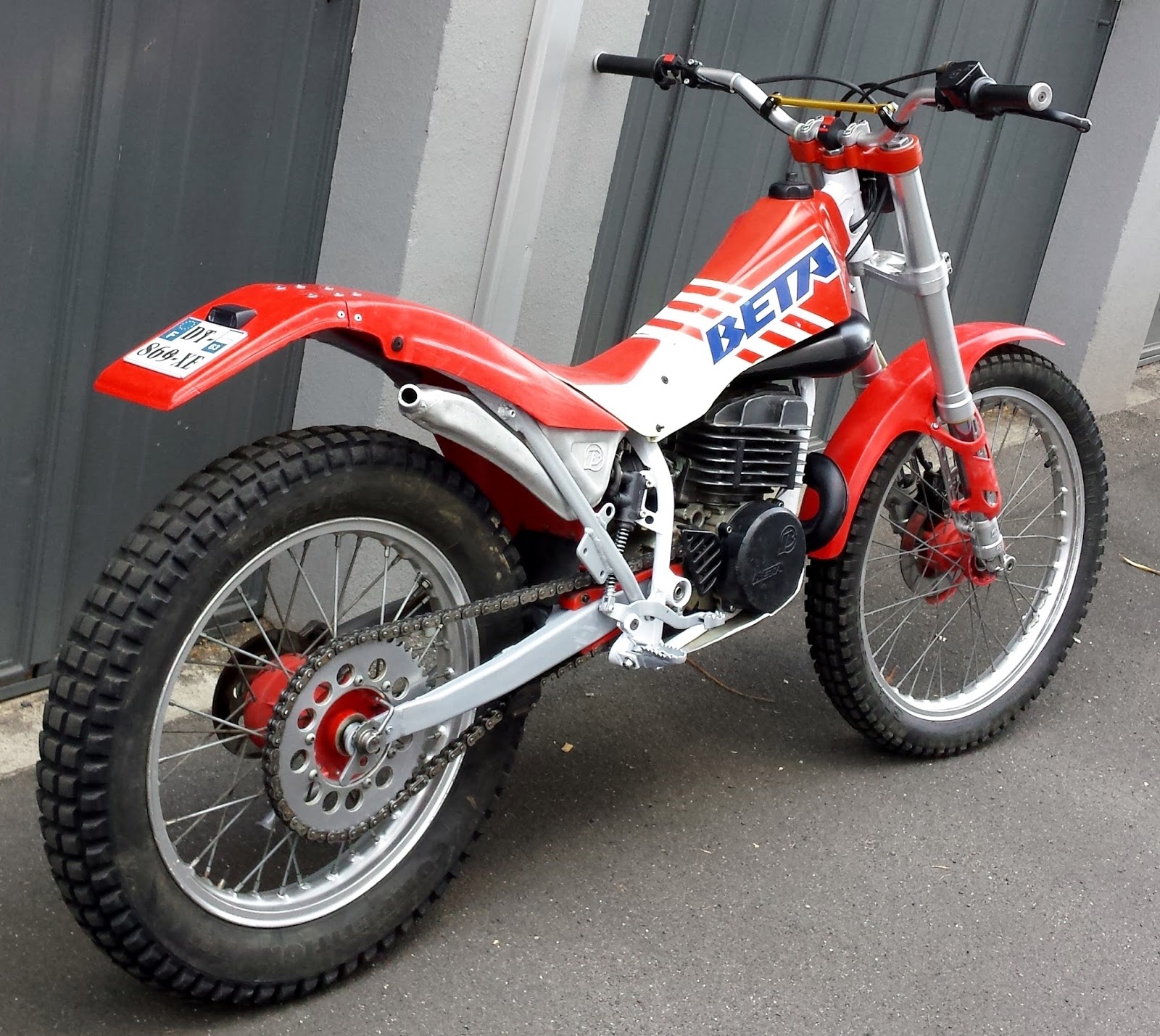 Y.C. Design: BETA TR 34 : RESTAURATION