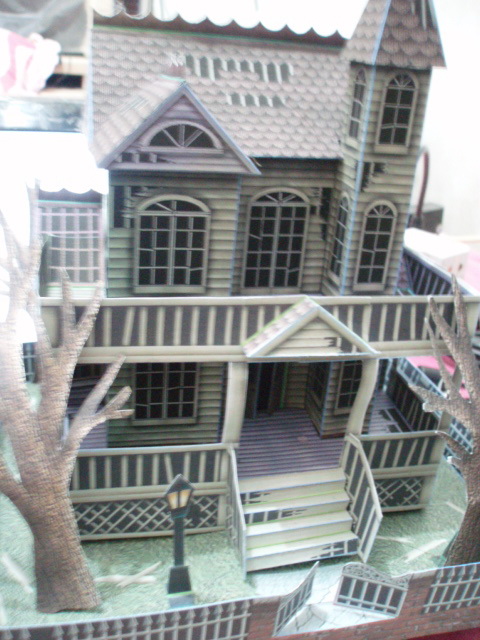 The Journey (My Life' Journal): Ghost House Paper Model