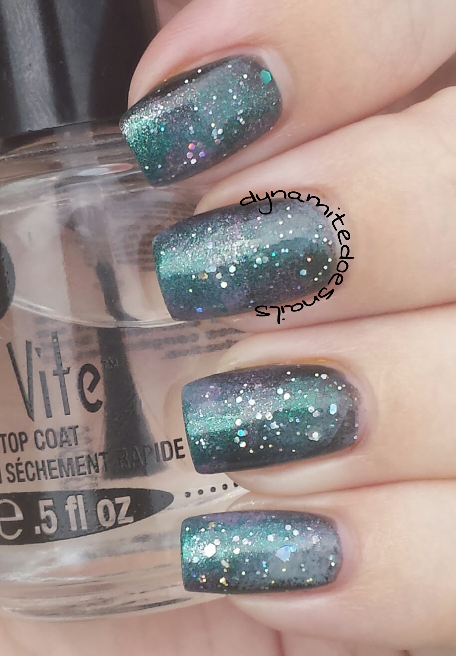Dynamite Does Nails: 30 Mani Marathon - Manicure 19: Galaxies