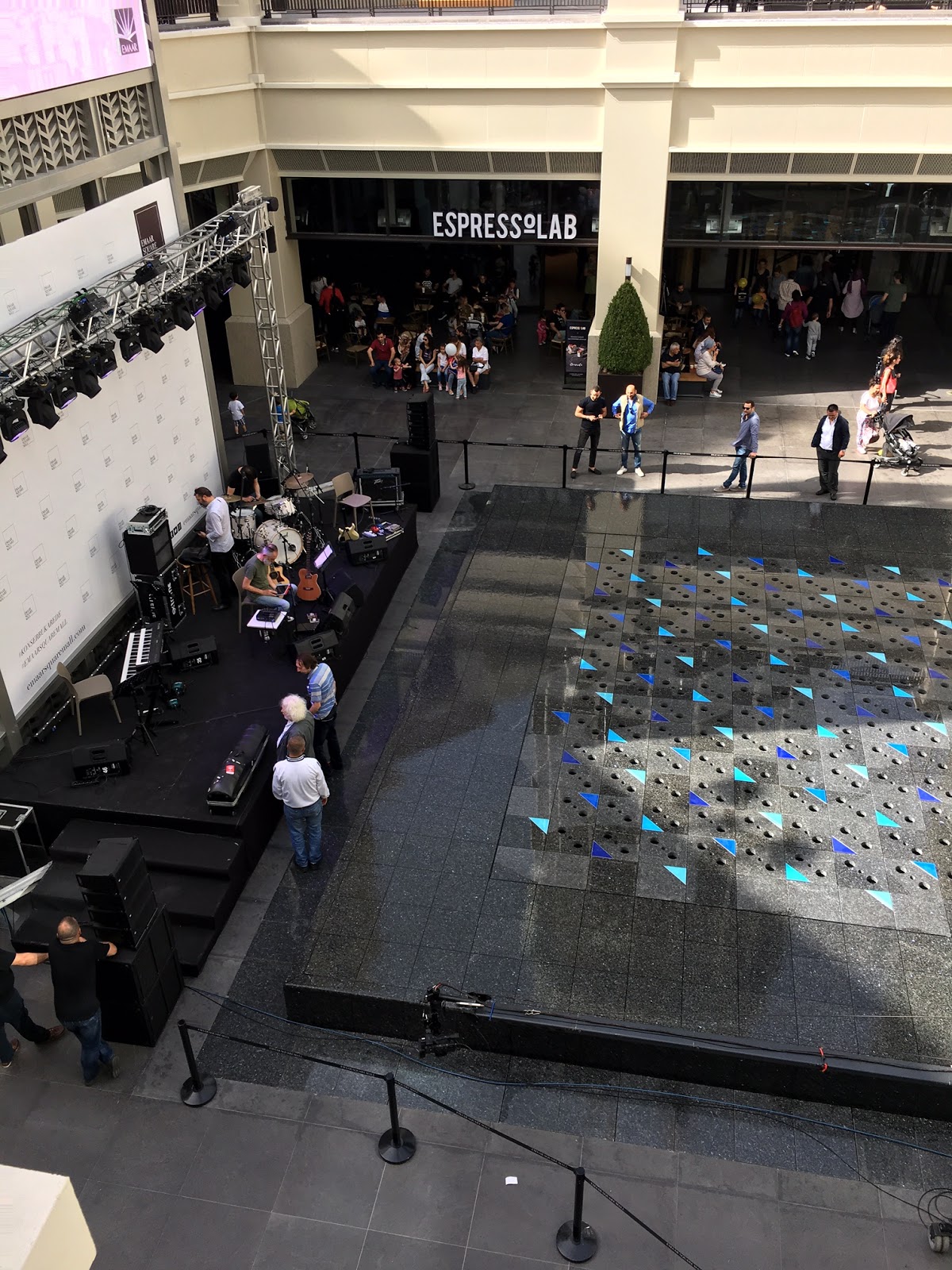 Dani's Logbook: Destination Istanbul and Beyond: Emaar Square Mall ...