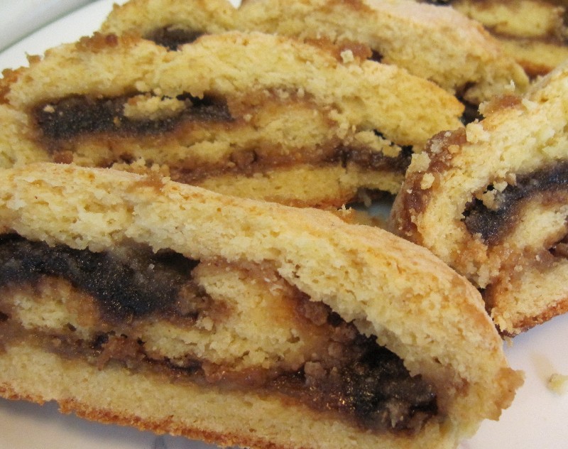 Mennonite Girls Can Cook: Cinnamon Biscuit Roll - Gluten Free (Bonus ...