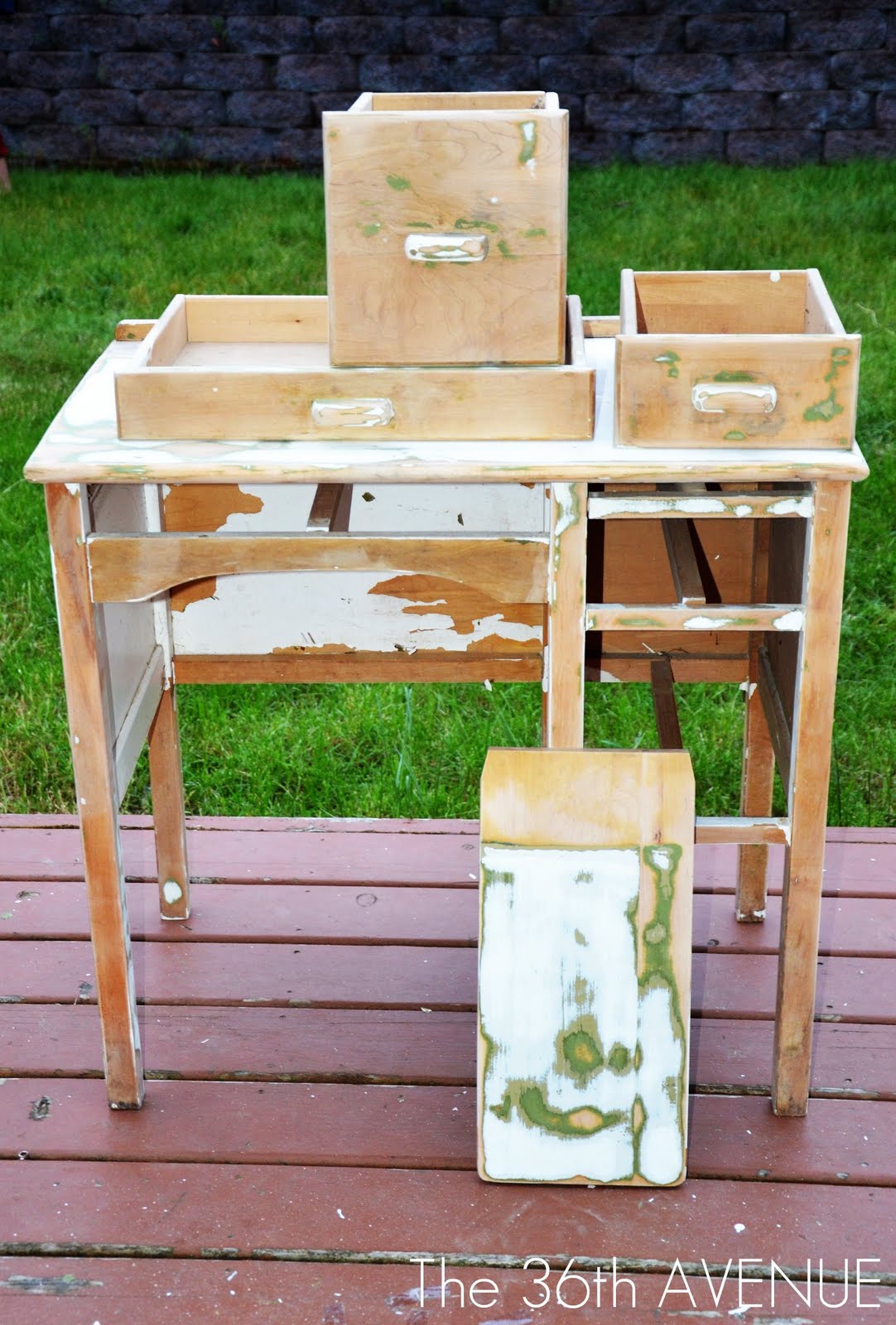 The EXTRAORDINARY Desk! | The 36th AVENUE