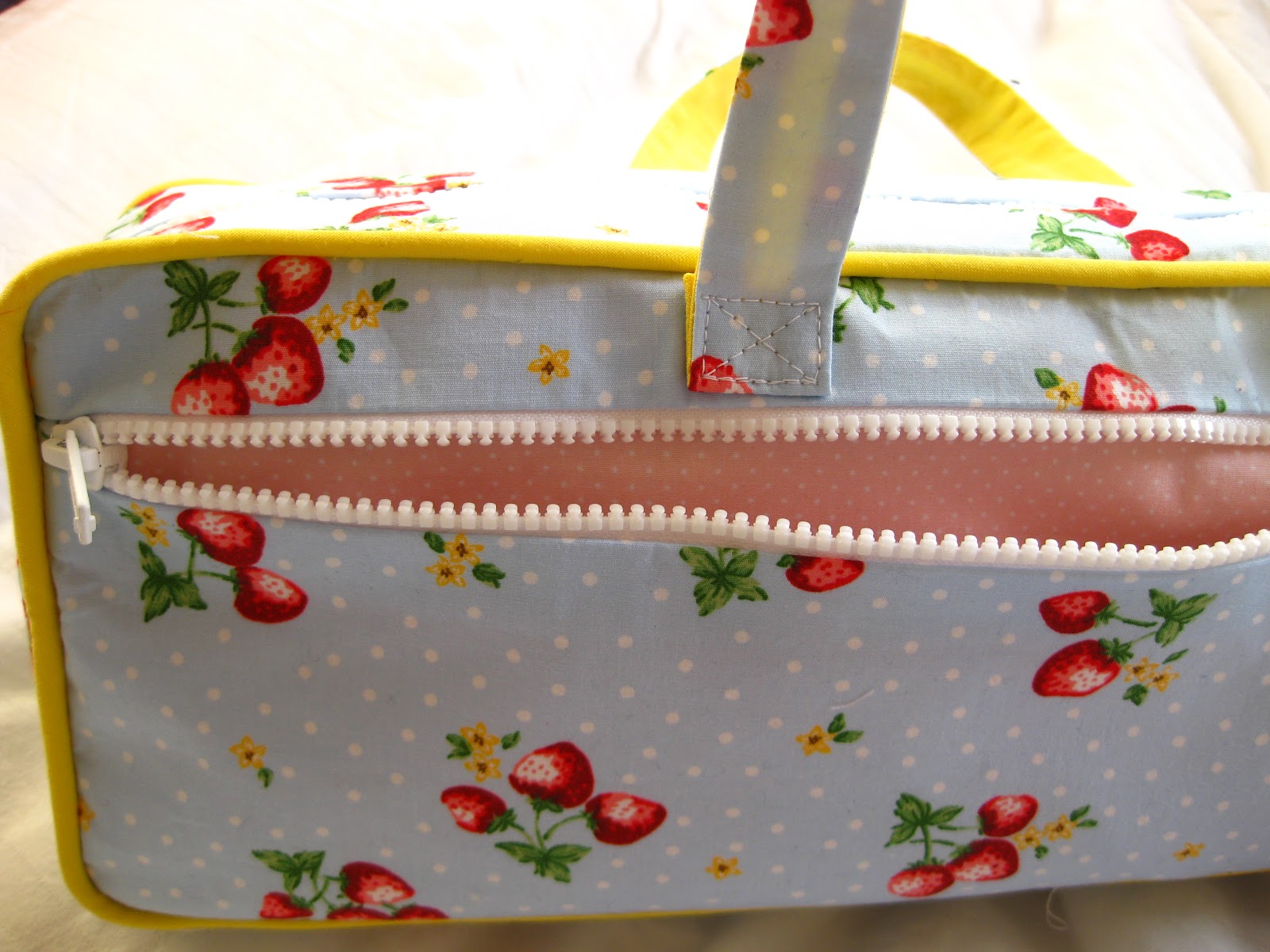 The Dodo's New Clothes: Make your own knitting bag