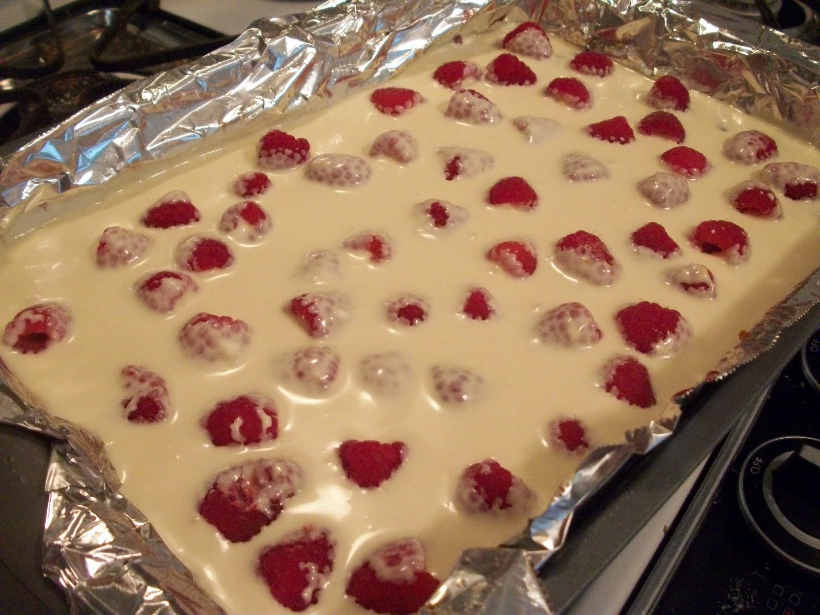 Cook with Sara: Raspberry Custard Bars