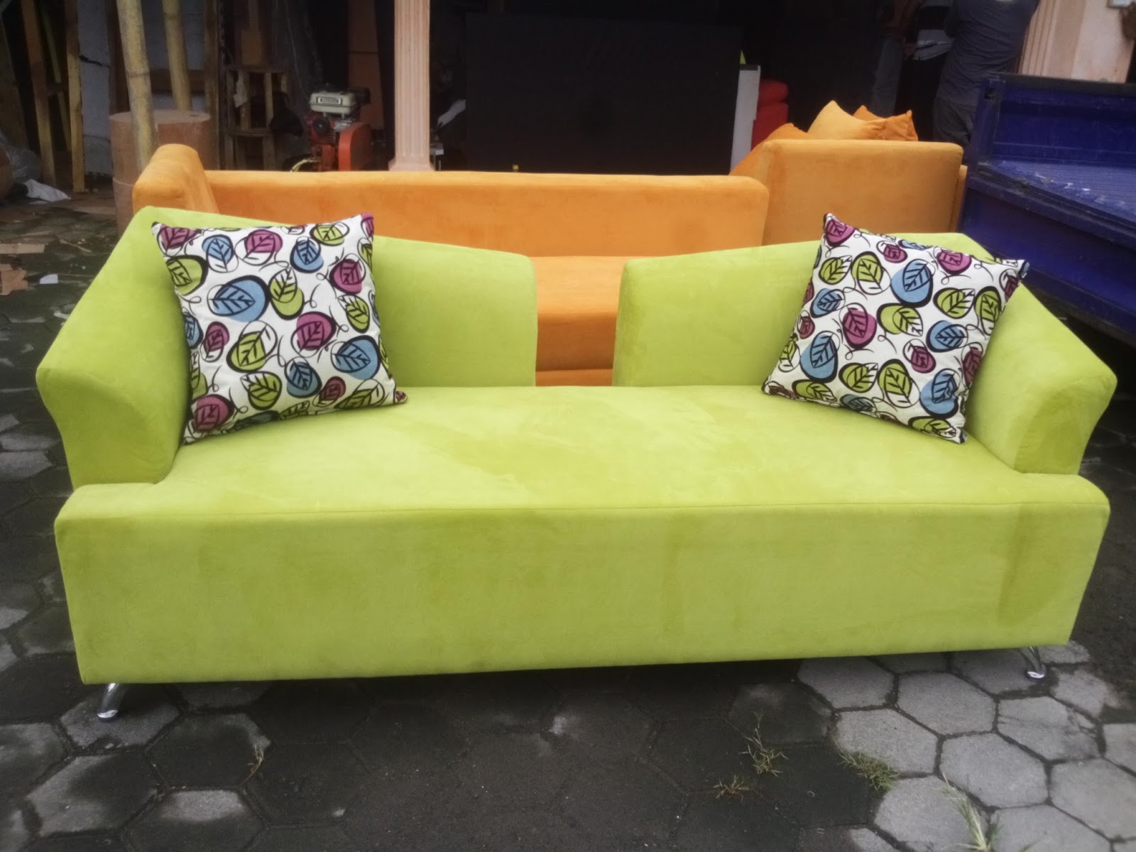 Produksi SOFA CUSTOMIZE dan Servis Sofa di Rumah Sofa Jogja: Sofa Unik ...