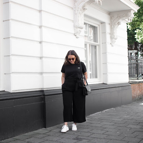 THE CITY GUIDE | EDINBURGH — Style and Sushi