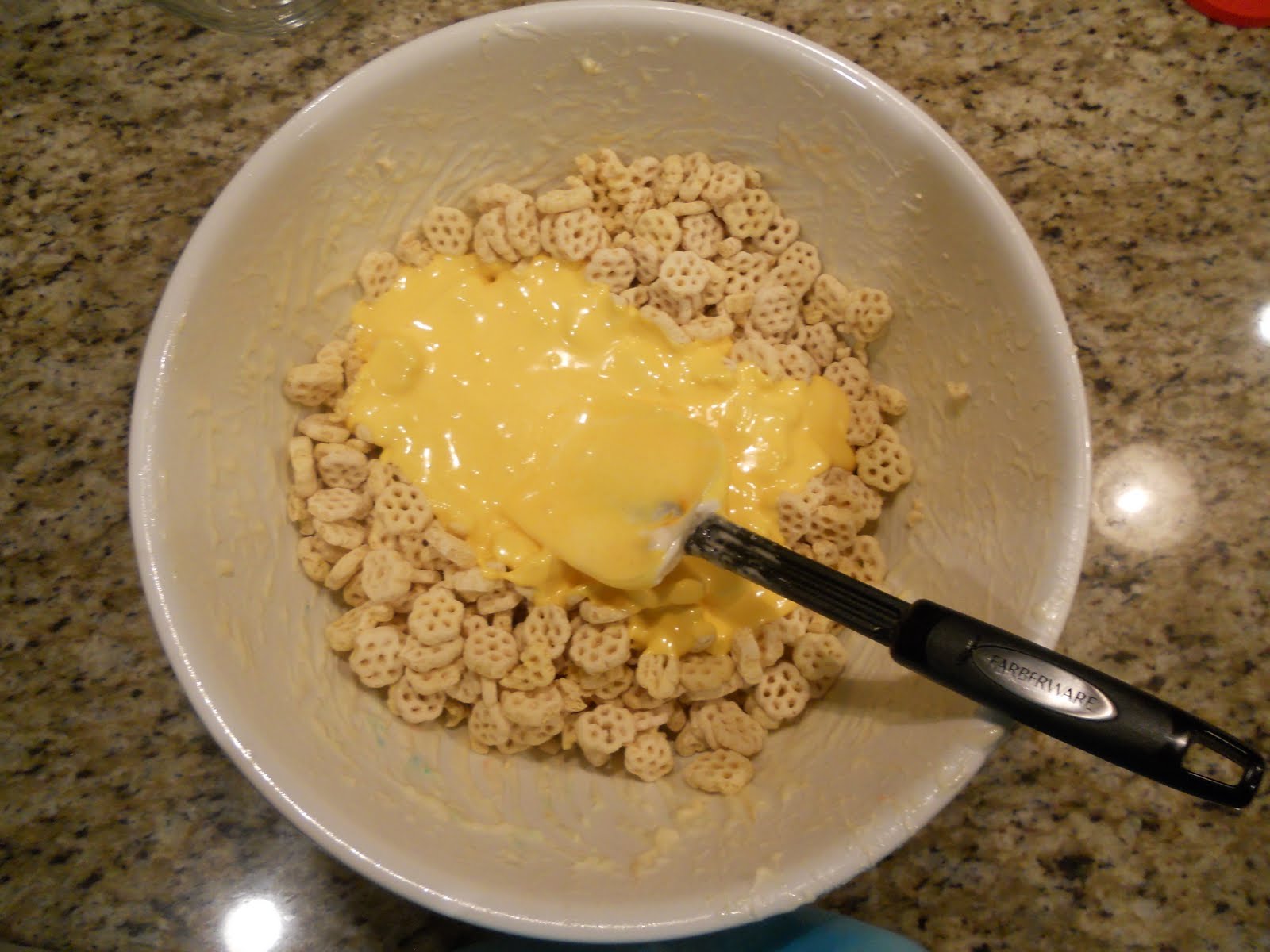 Yumz the Word: Bee Treats