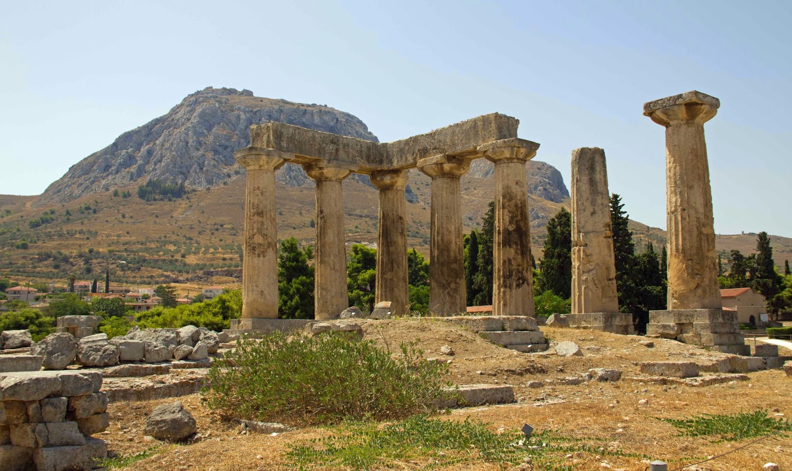 Exploring the World in 'Blue Velvet of Sark': Ancient Corinth