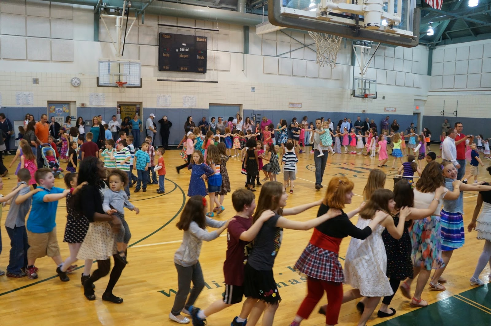 Evan and Lauren's Cool Blog: 5/2/14: School Family Fun Dance