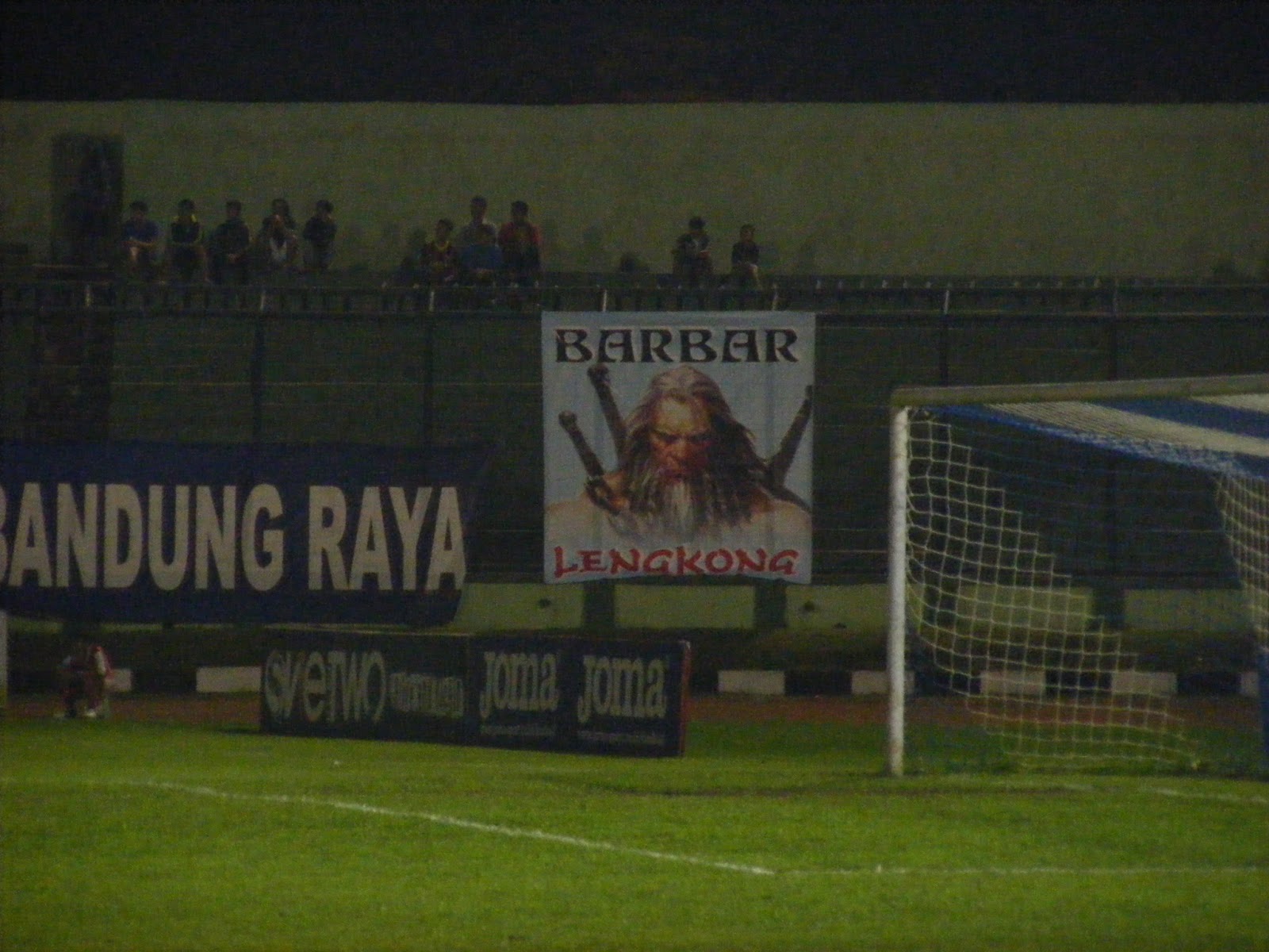 supporter bandung raya