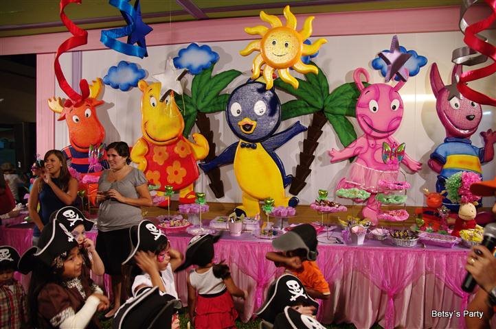 BETSY´S PARTY: FIESTA BACKYARDIGANS