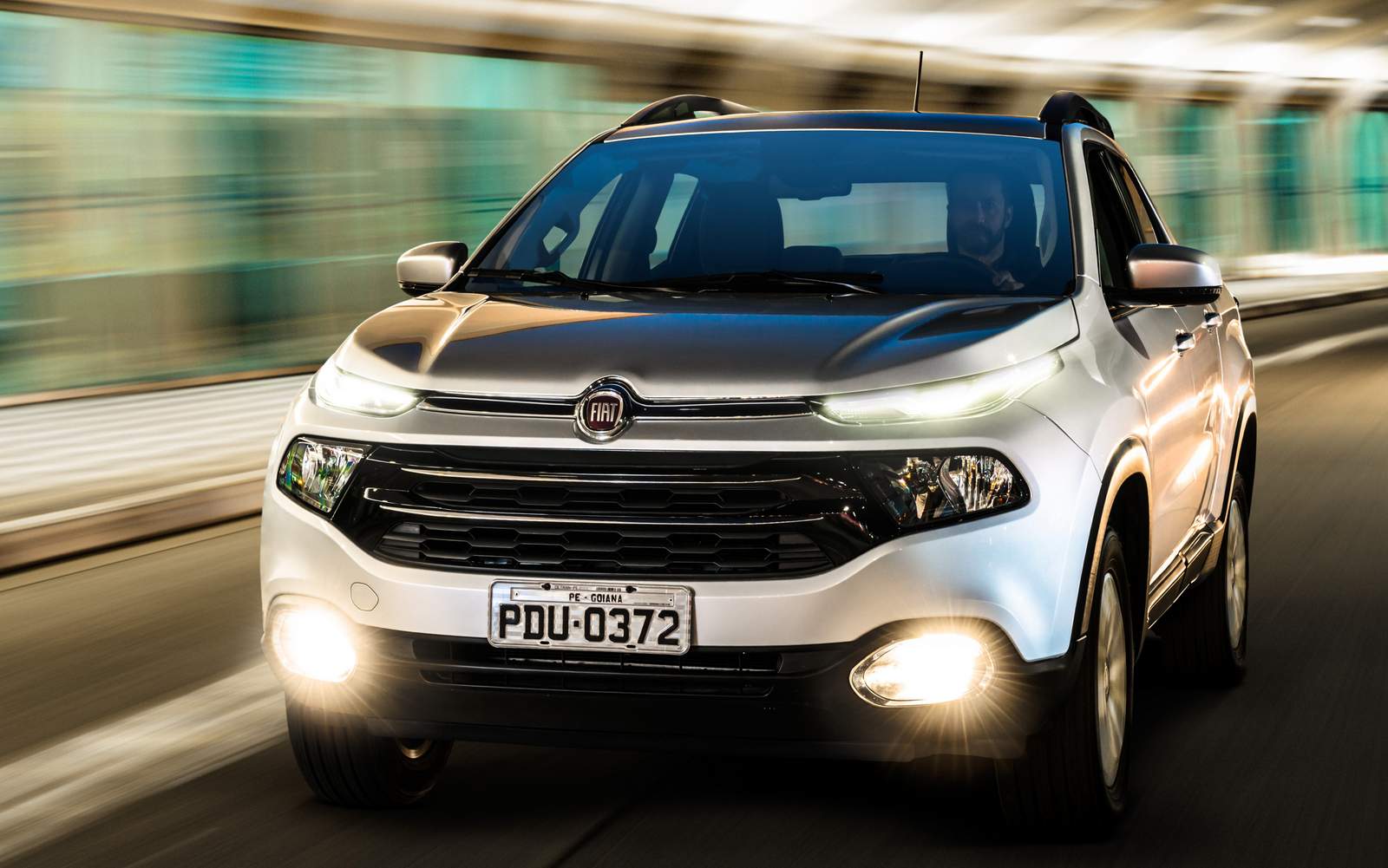 Fiat Toro 2017: todos os detalhes das versões diesel e flex