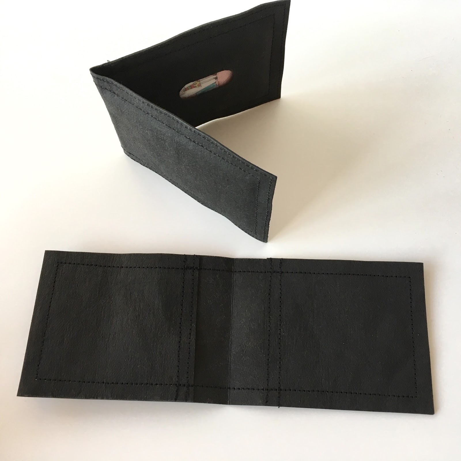 sew simple card holder tutorial / CHARM ABOUT YOU