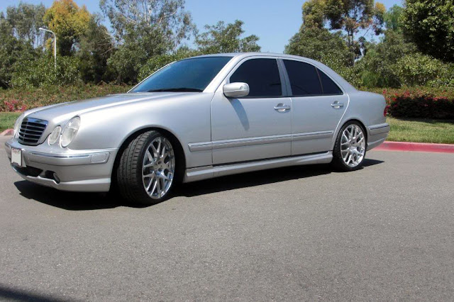 Mercedes-Benz E55 AMG W210 on R19 | BENZTUNING