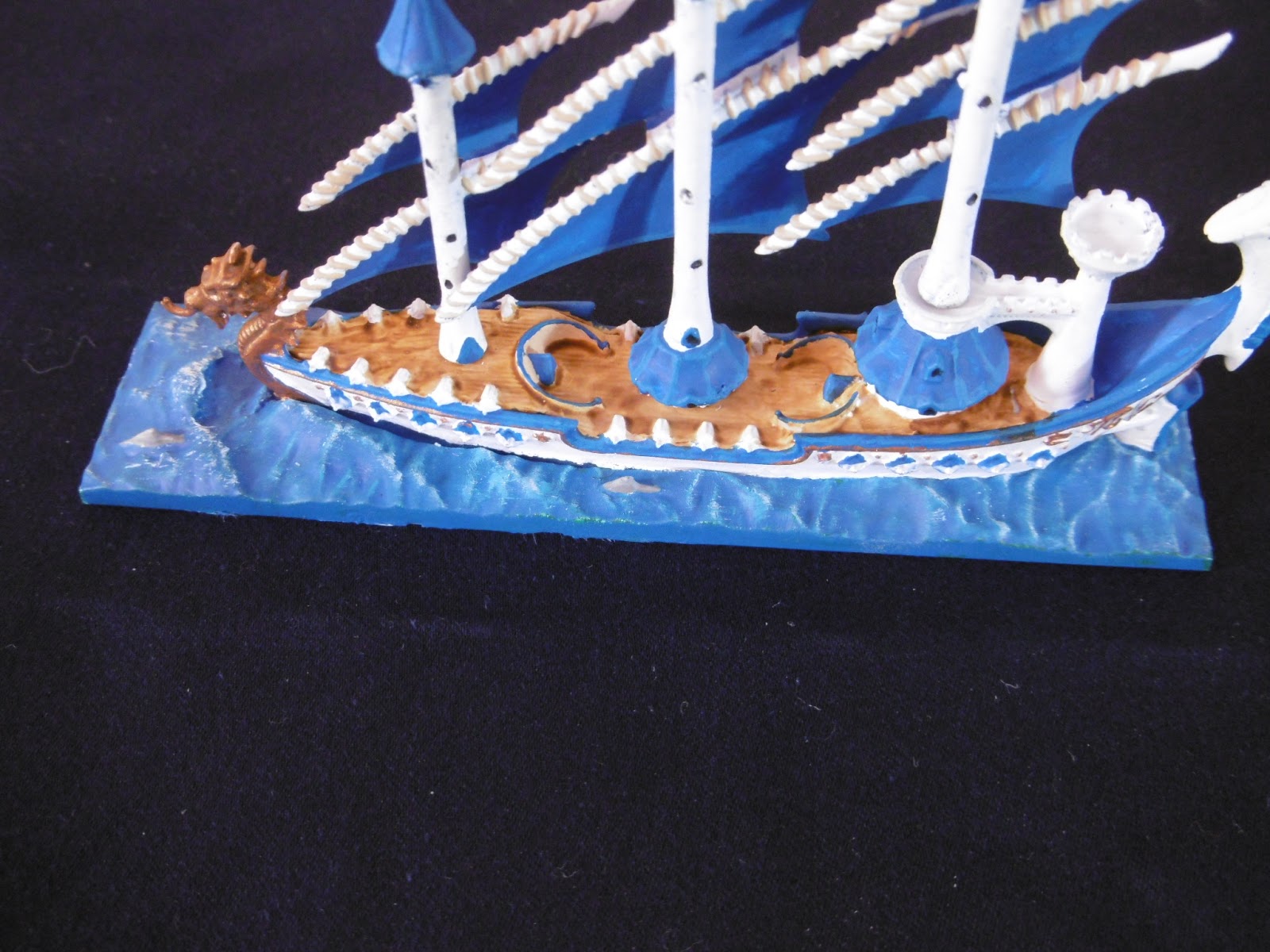Into the Maelstorm: Man o' War high elf ships