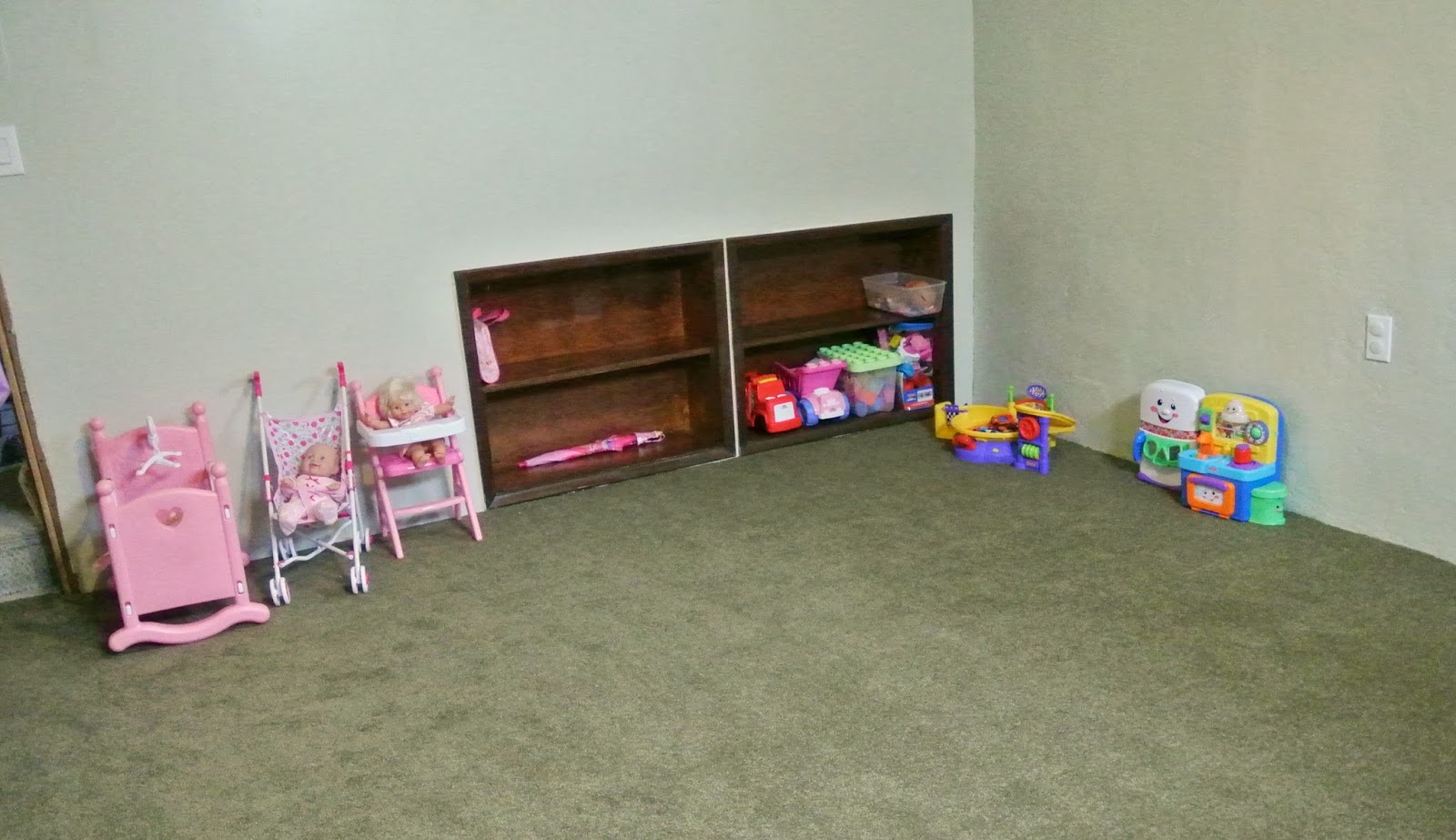 A Bug and her Baggins: Spring Projects: The Stinky Room