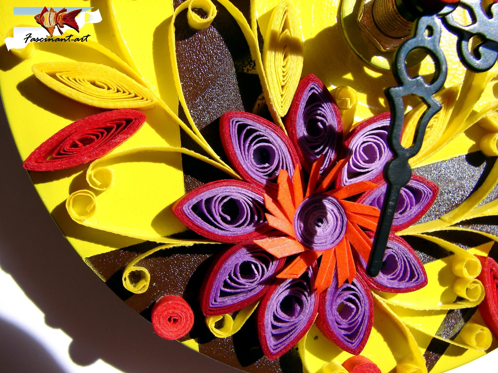 Quilling joy by Marius: Another quilling wall wach.