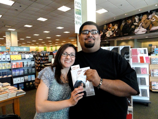 Sarah Laurence: What Can't Wait by Ashley Hope Pérez